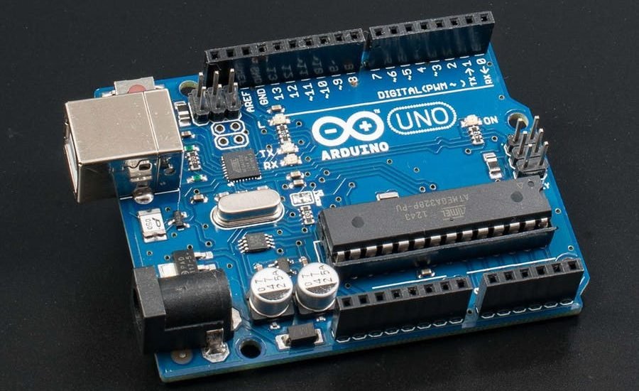 Pengenalan Dasar Fungsionalitas Papan Arduino Pengenalan Dasar Fungsionalitas Papan Arduino